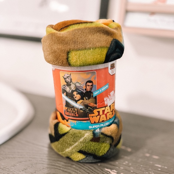 Star Wars | Bedding | Nwt Plush Star Wars Blanket | Poshmark